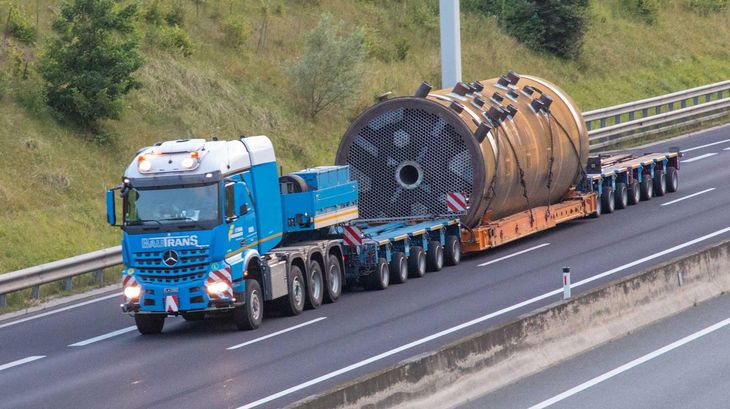Kranvermietung von Raupen- und Autokranen | FELBERMAYR